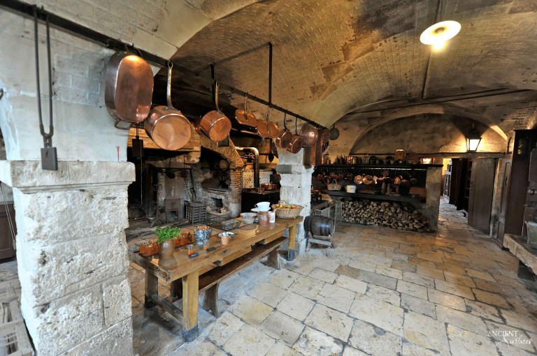 Biblos Stone Collection: Elevating Kitchen Floors to Artistic Masterpieces